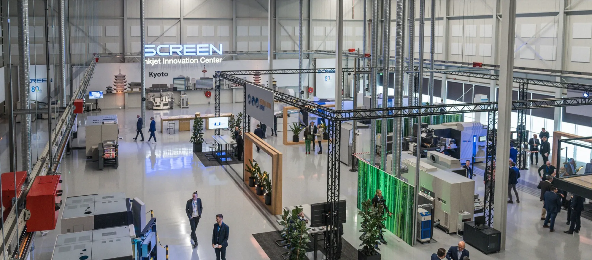 Contact - SCREEN Europe